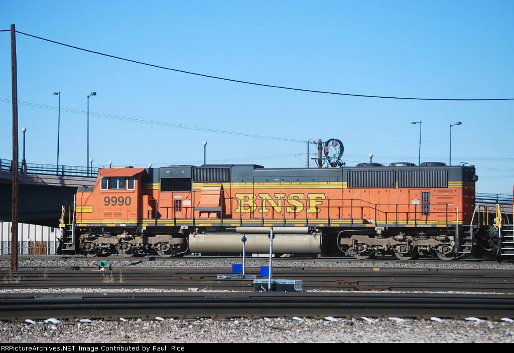 BNSF 9990